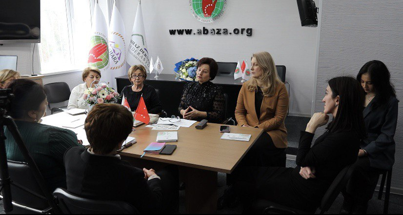 Women's Coordination Council of the WAC discussed plans and projects ...